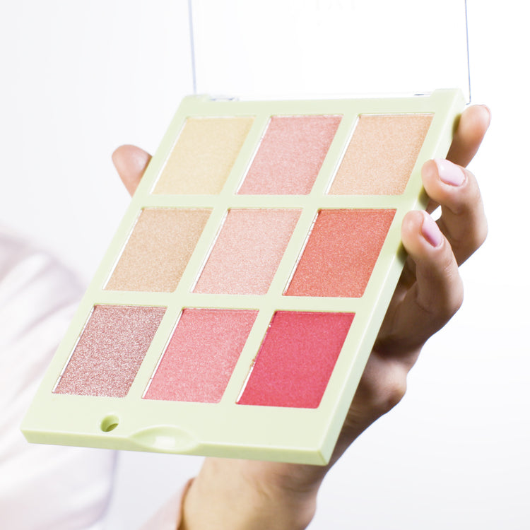 Pixi + Hello Kitty Chrome Glow Palette – Pixi Beauty